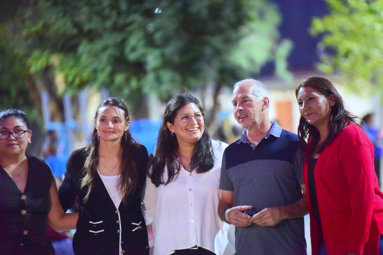 En un marco multitudinario la intendenta Erica Inga inauguró la ...